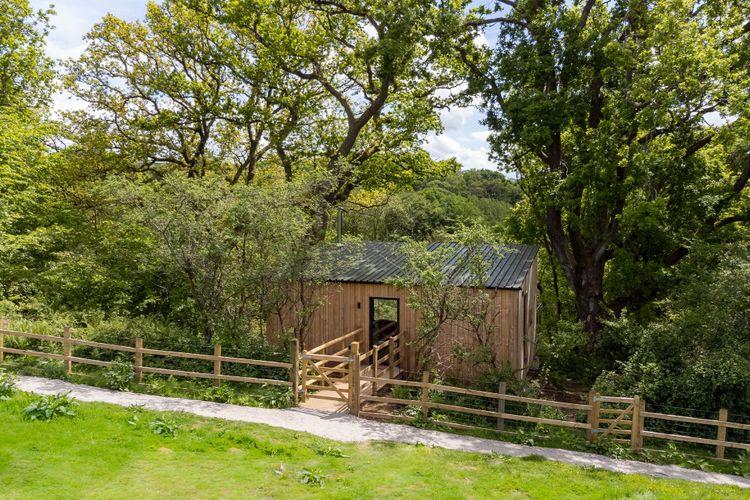 Chloe’s stay at Wonham Oak | Canopy & Stars
