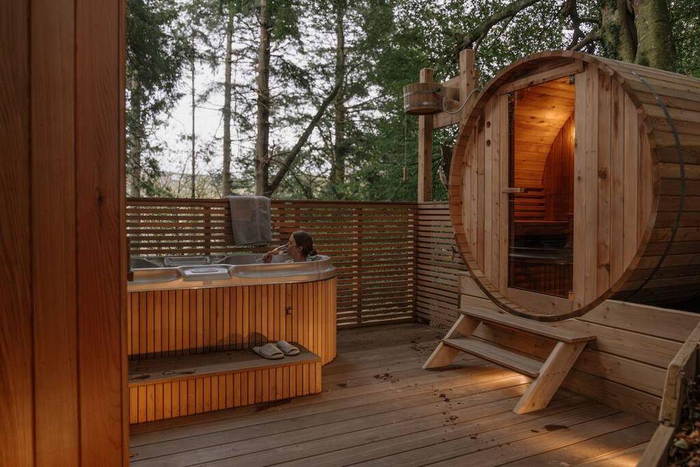 Our favourite treehouses with hot tubs | Canopy & Stars