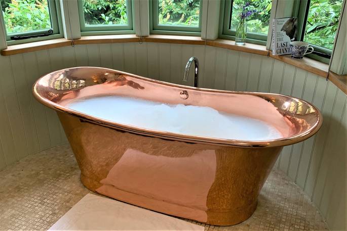 Harptree Tree House | Treehouse in Bath & N.E. Somerset | Canopy & Stars