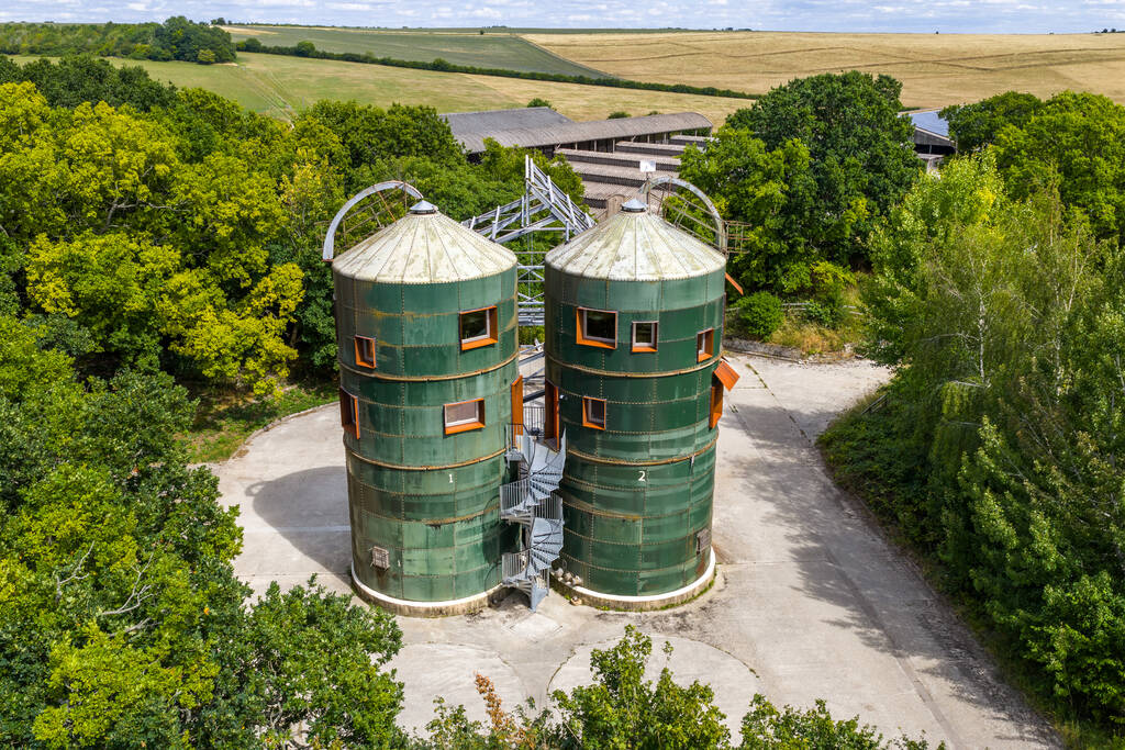 Sheepdrove Silo 2 | Silo in Berkshire | Canopy & Stars