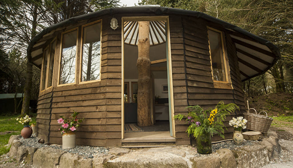 The Roundhouse | Roundhouse in Cornwall | Canopy & Stars