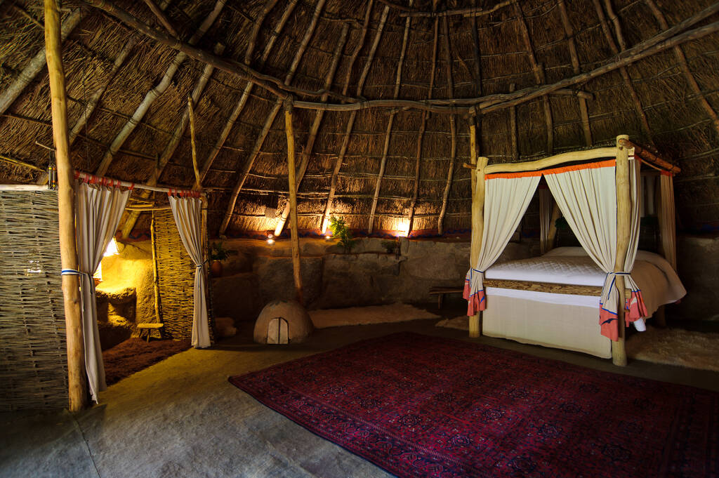 The Roundhouse | Roundhouse in Cornwall | Canopy & Stars