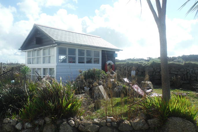 Sennen Summerhouse | Cabin in Cornwall | Canopy & Stars