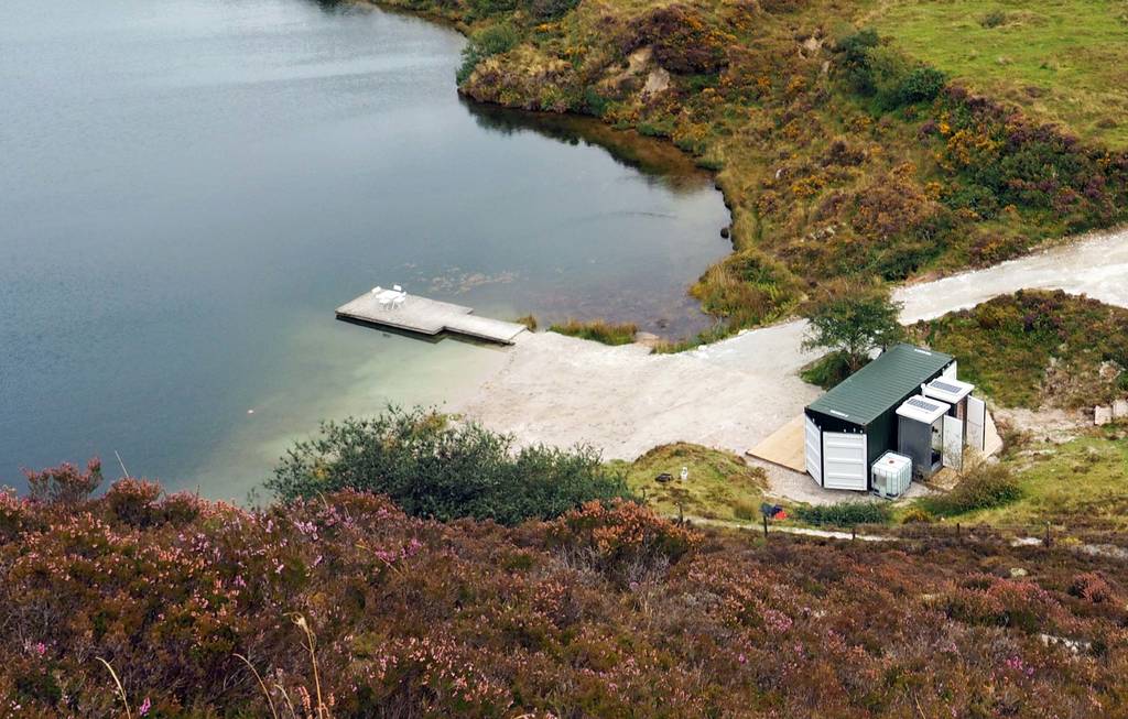 The Lake | Cabin in Cornwall | Canopy & Stars