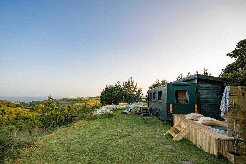Trebus | Bus in Cornwall | Canopy & Stars