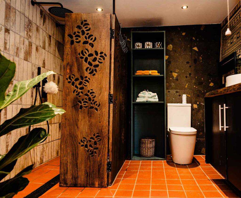 Bluebell Quarry | Estate in Somerset | Canopy & Stars