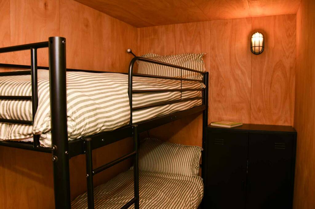 House Martin | Cabin in Devon | Canopy & Stars