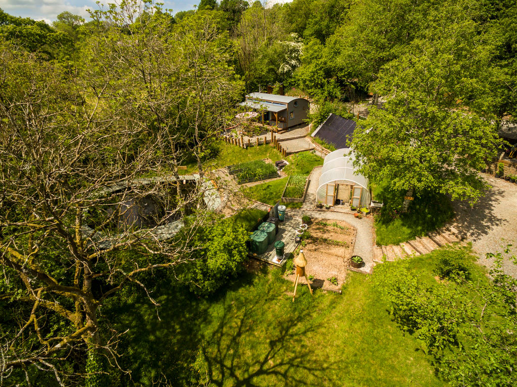 Carpenter Cabin | Cabin in Devon | Canopy & Stars