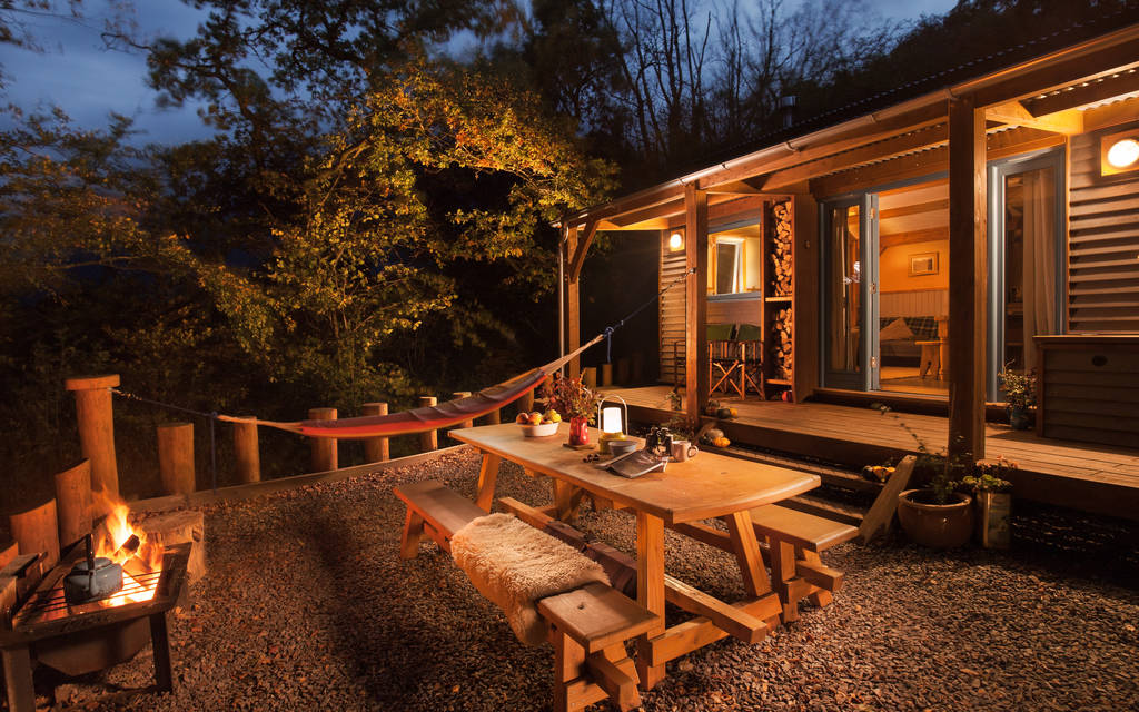 Carpenter Cabin | Cabin in Devon | Canopy & Stars
