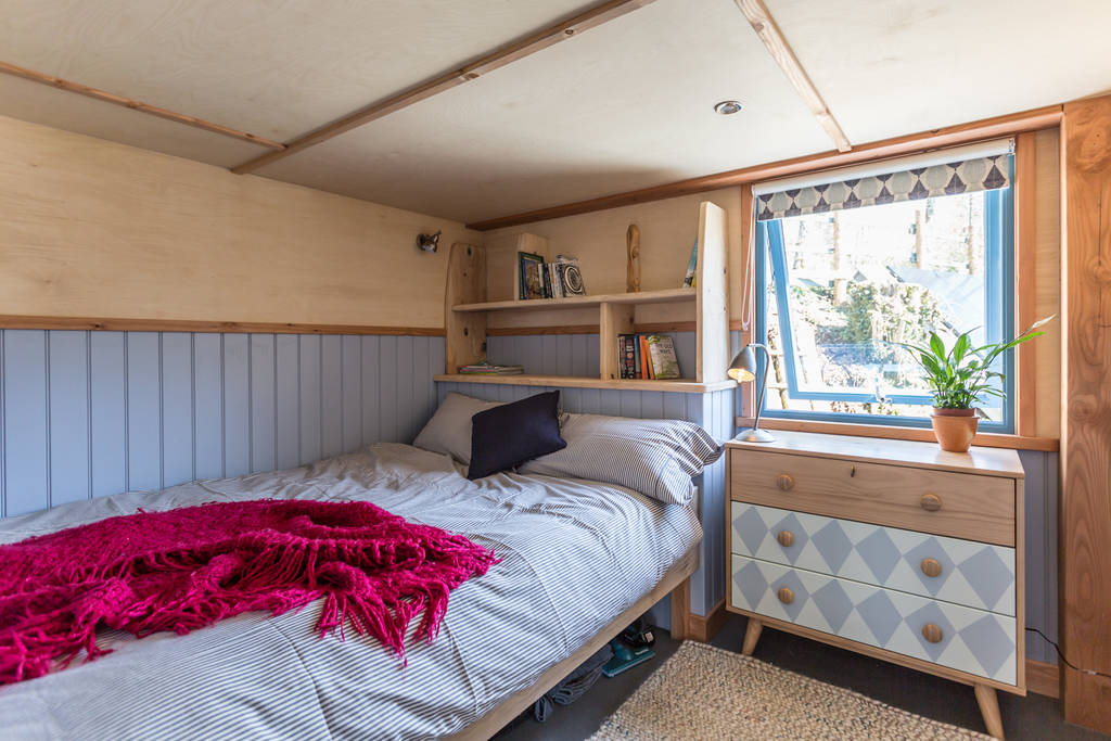 Carpenter Cabin | Cabin in Devon | Canopy & Stars