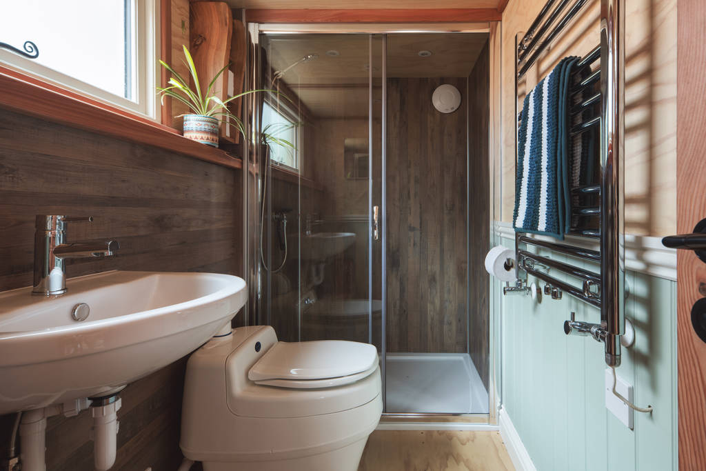 The Devon Den | Cabin in Devon | Canopy & Stars