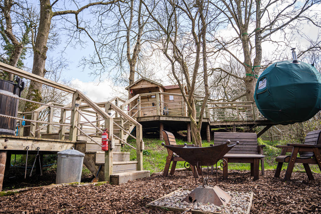 The Pheasant's Retreat | Treehouse in Devon | Canopy & Stars