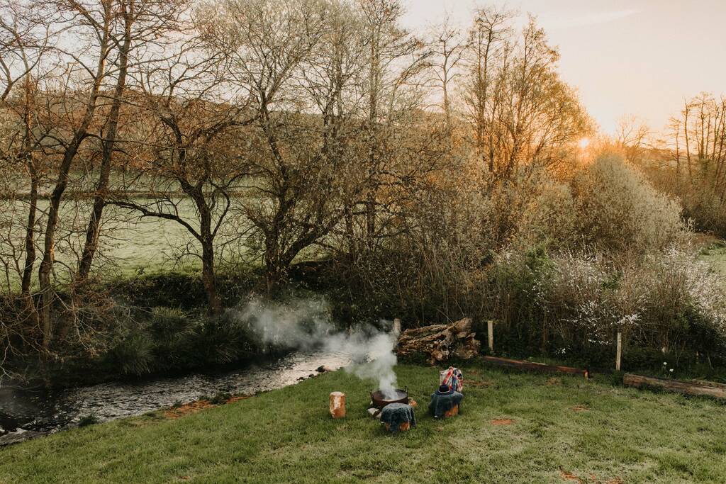 The Hideaway at Devon Heaven Hideaways | Cabin in Devon | Canopy & Stars