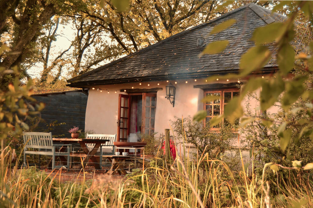 Great Burrow Group Space | Camp in Devon | Canopy & Stars