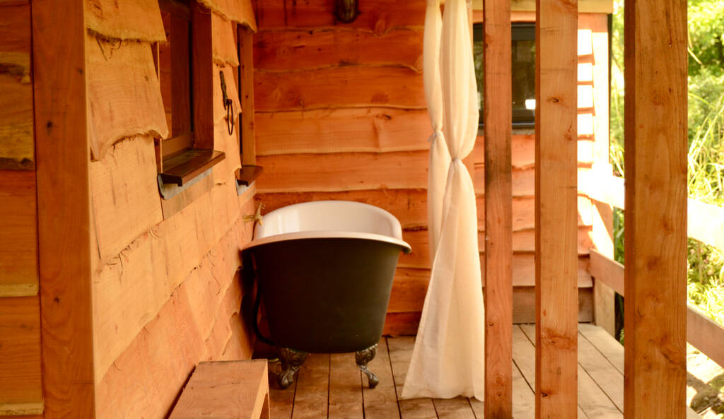 Great Burrow Stables | Cabin in Devon | Canopy & Stars