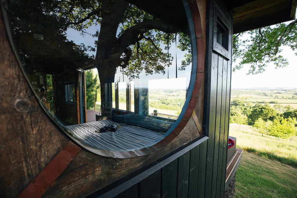Big Sky Lookout | Cabin in Devon | Canopy & Stars