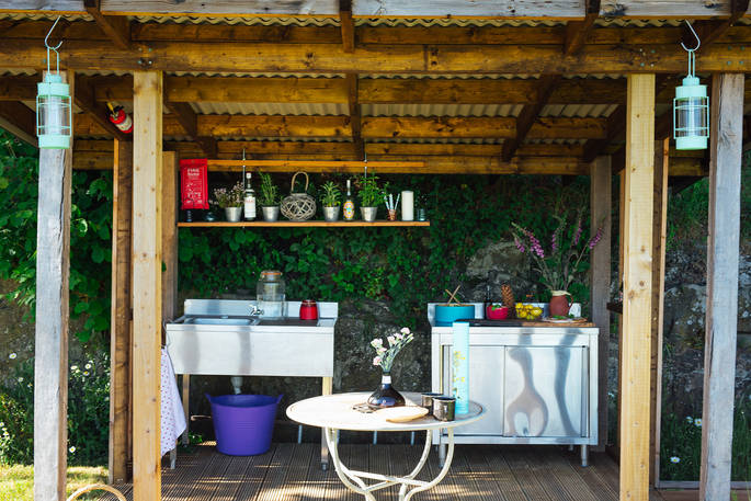 Big Sky Retreat | Cabin in Devon | Canopy & Stars