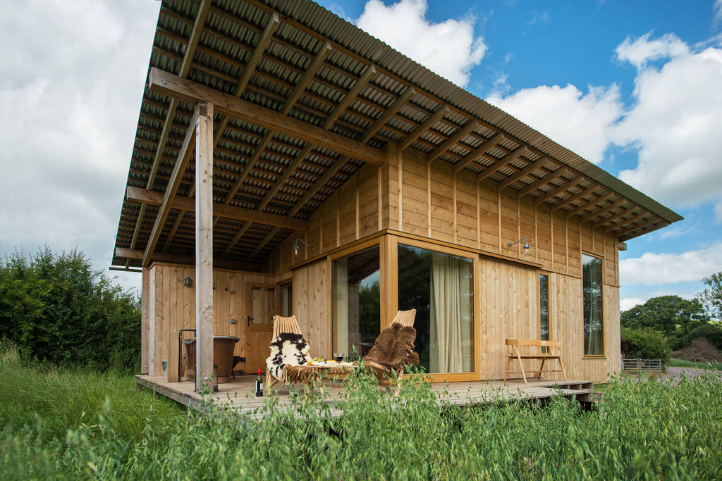 Holly Water Cabin | Cabin in Devon | Canopy & Stars