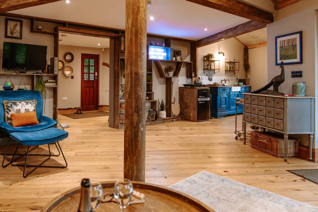 Ravendere Treehouse | Treehouse in Devon | Canopy & Stars