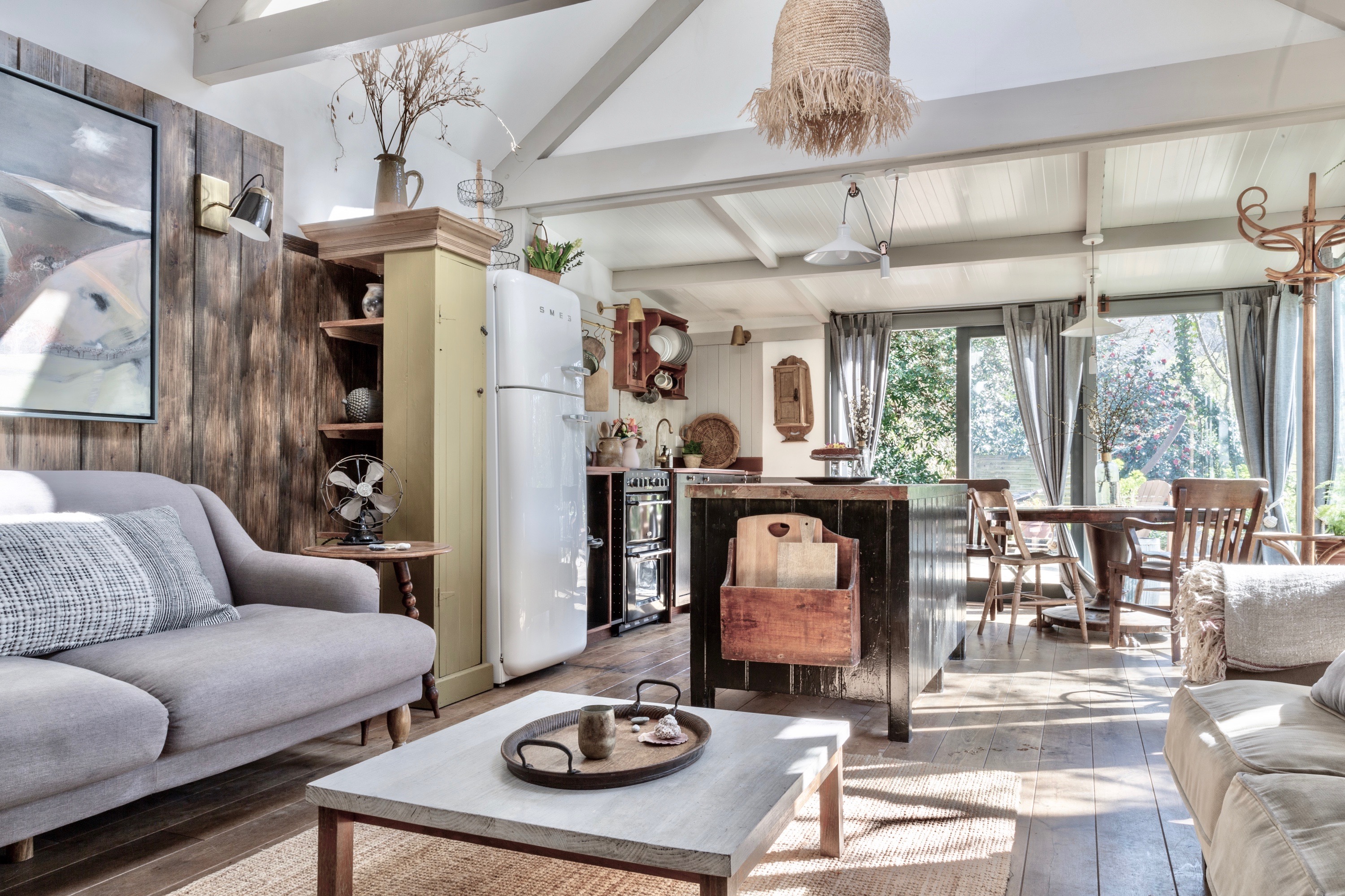 The Batman's Summerhouse | Cabin in Devon | Canopy & Stars
