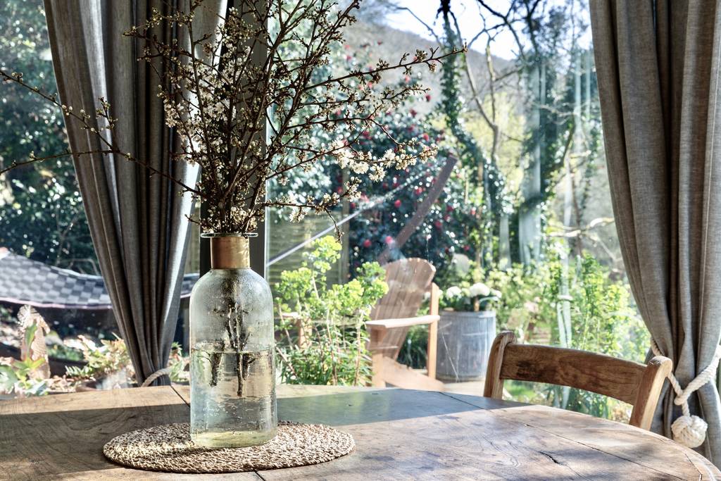 The Batman's Summerhouse | Cabin in Devon | Canopy & Stars