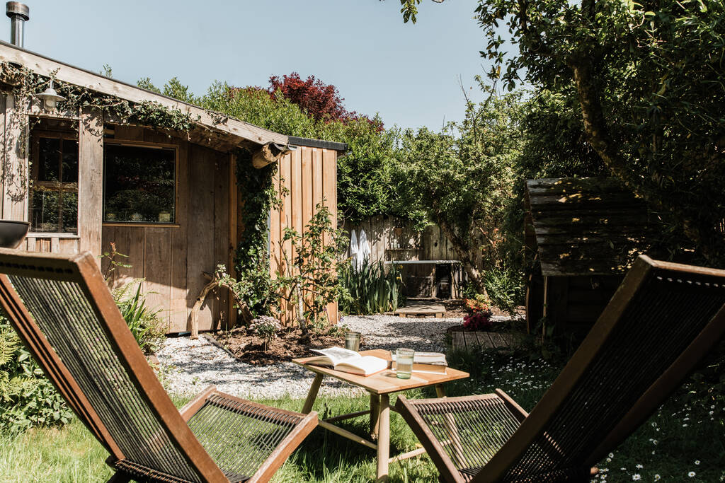 Jackson's Cabin | Cabin in Devon | Canopy & Stars