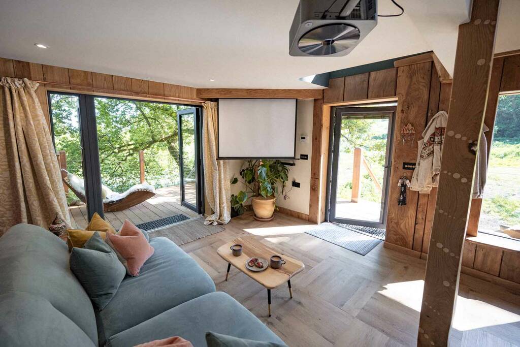 Coast and Canopy Treehouse | Treehouse in Dorset | Canopy & Stars