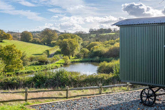 Toller Hut | Shepherd's hut in Dorset | Canopy & Stars