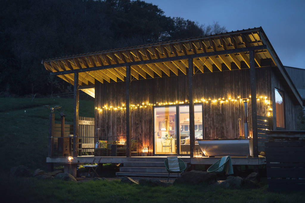 Silent Owl | Cabin in Dorset | Canopy & Stars