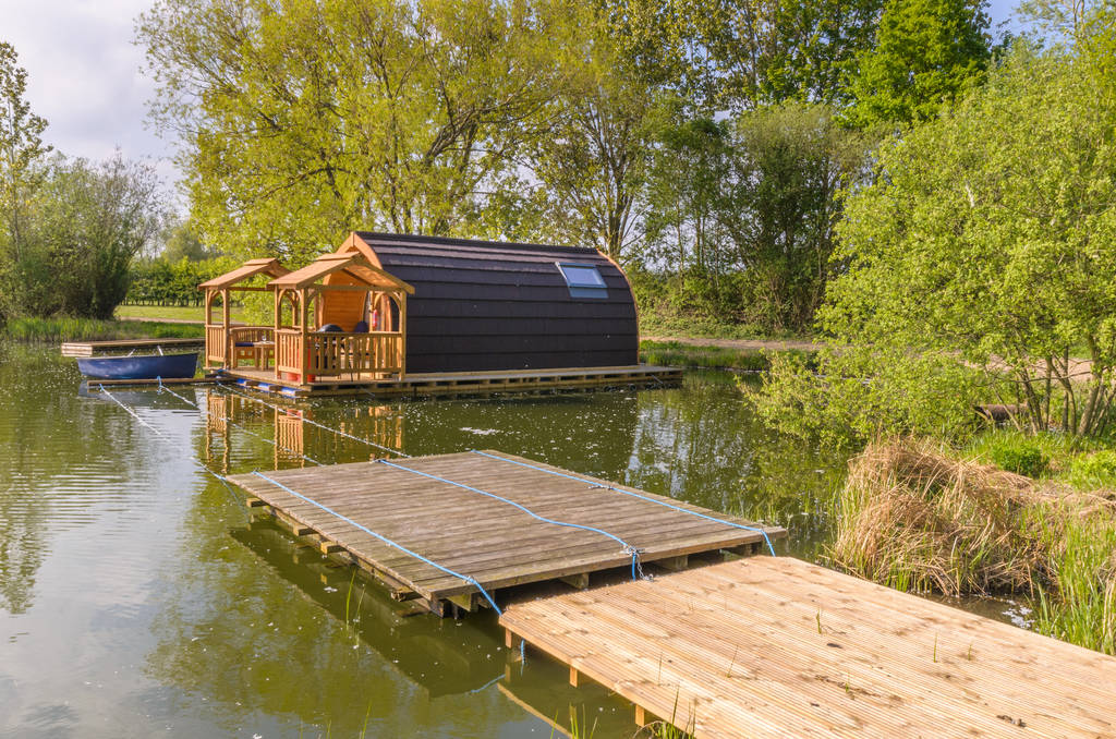 Grebe’s Nest | Pod in Essex | Canopy & Stars