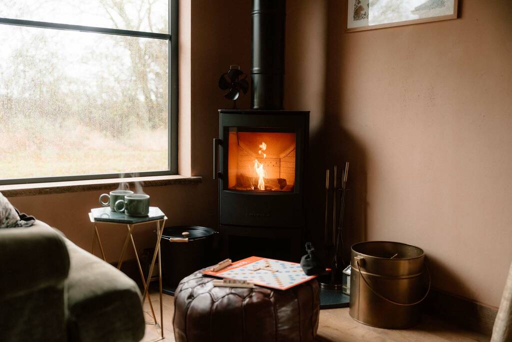 Sleepy Hollow Cabin | Cabin in Essex | Canopy & Stars