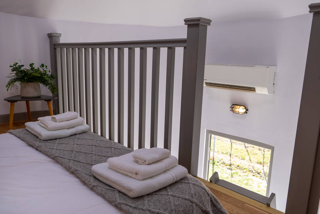 The Grain Silo | Silo in Essex | Canopy & Stars