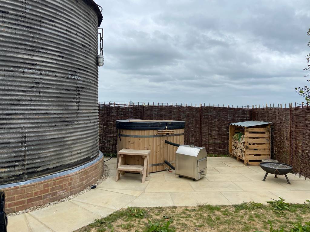 The Grain Silo | Silo in Essex | Canopy & Stars