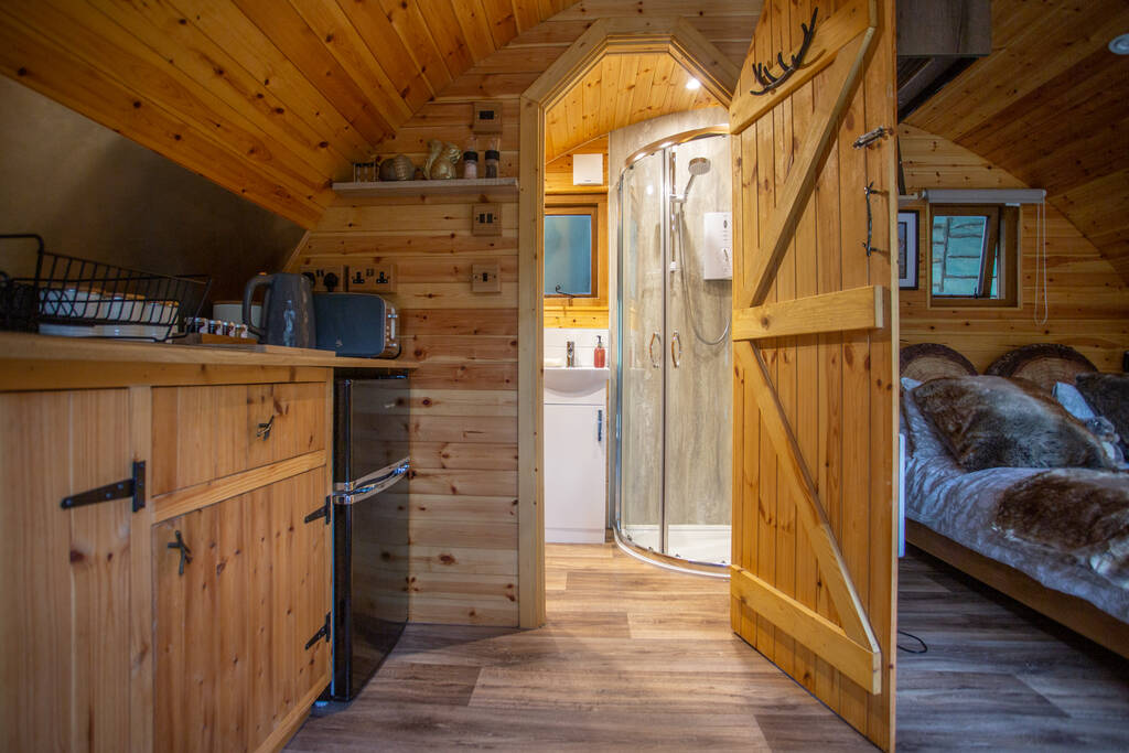 Squirrel's Nest Treehouse | Treehouse in Forest of Dean ...