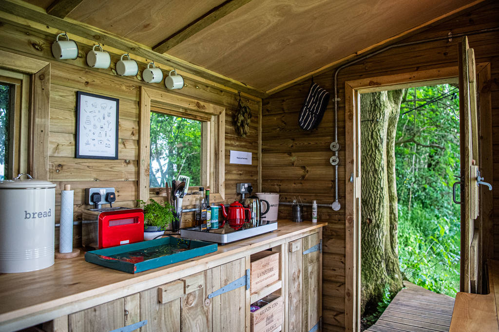 The Fuselage | Cabin in Gloucestershire | Canopy & Stars