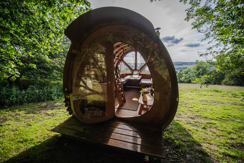 The Fuselage | Cabin in Gloucestershire | Canopy & Stars
