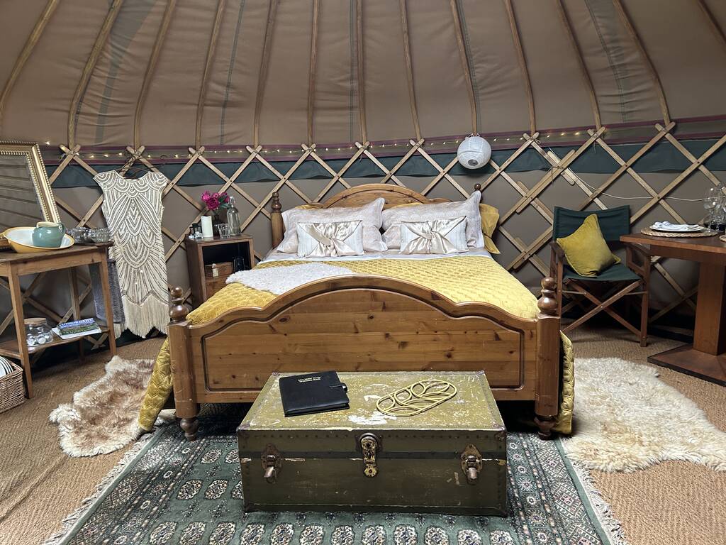 Hildegarde | Yurt in Gloucestershire | Canopy & Stars