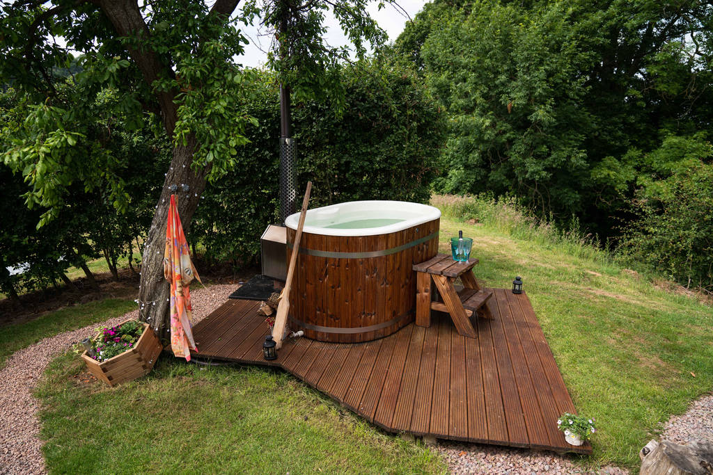 Tanaduke | Yurt in Gloucestershire | Canopy & Stars