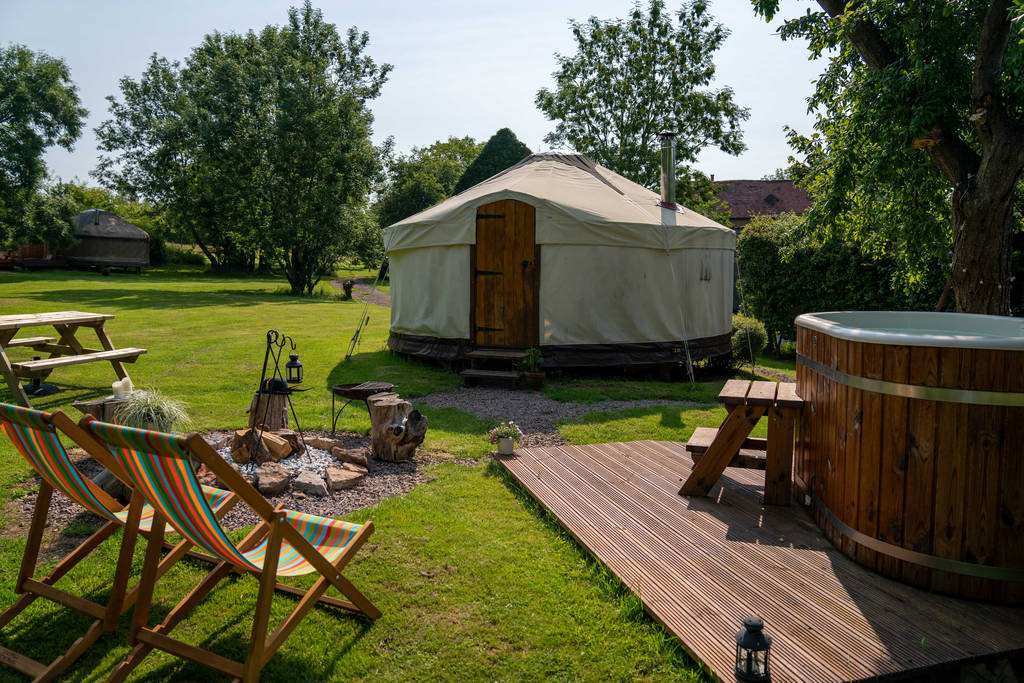 Tanaduke | Yurt in Gloucestershire | Canopy & Stars