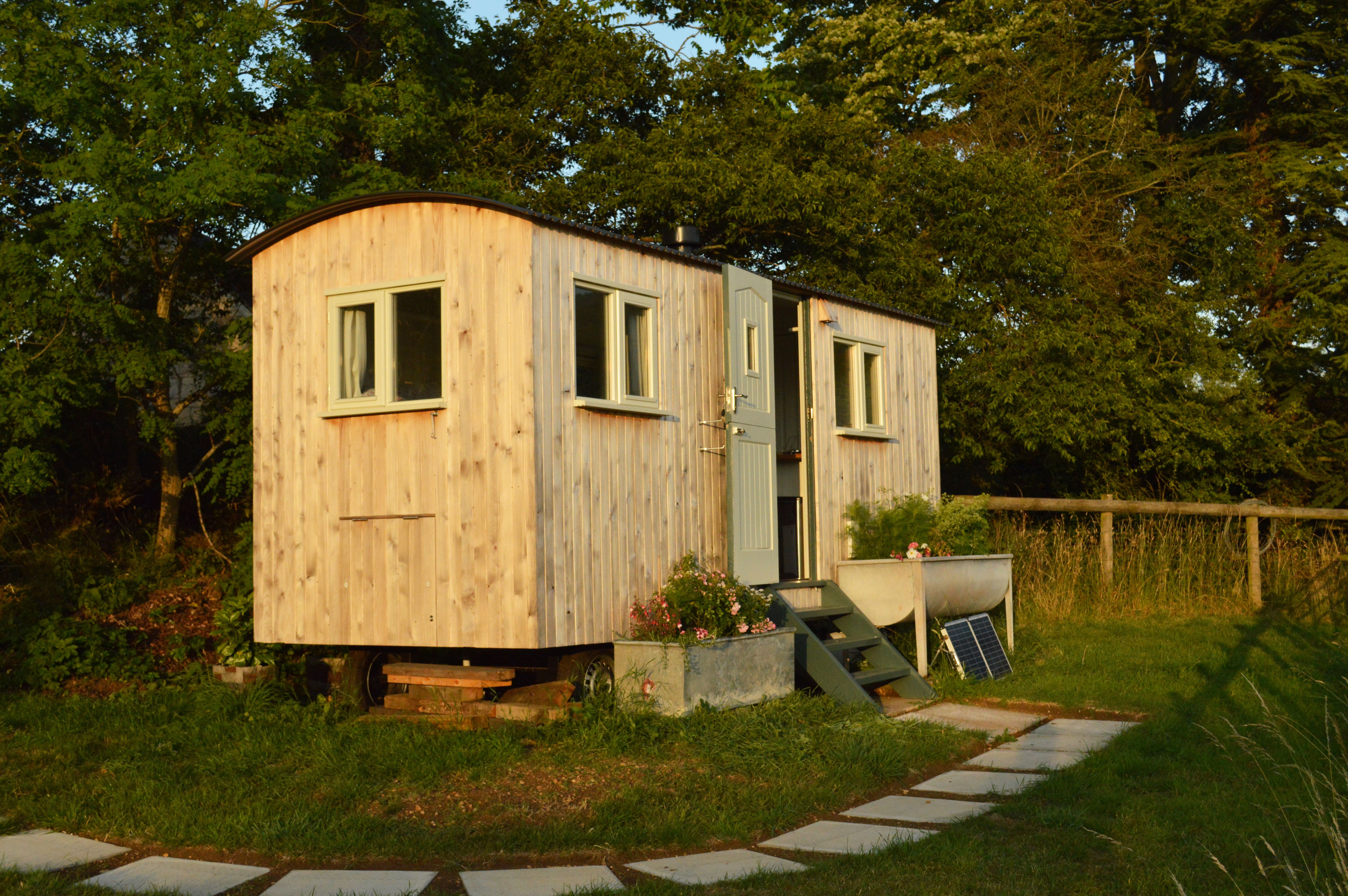 Under The Walnut Tree | Shepherd's hut in Gloucestershire | Canopy & Stars