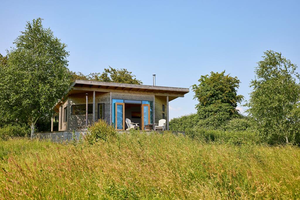 Corner House | Cabin in Herefordshire | Canopy & Stars