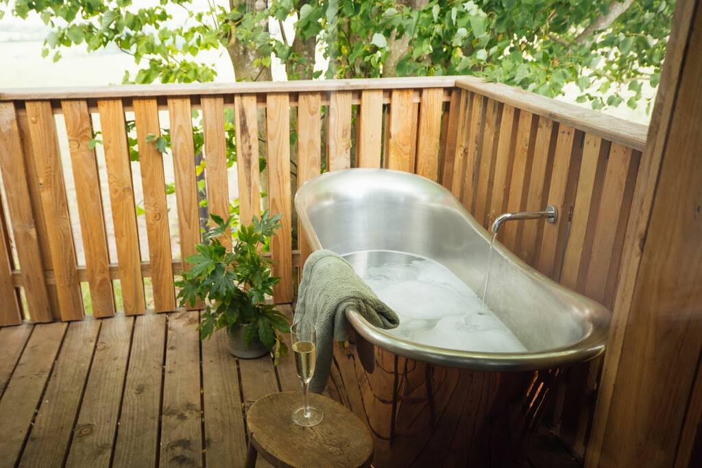 Kerry's Gate Cabin | Cabin in Herefordshire | Canopy & Stars