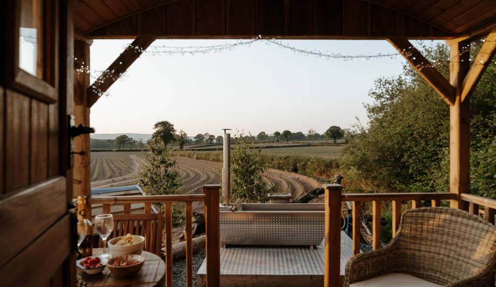 Big Sky | Cabin in Herefordshire | Canopy & Stars
