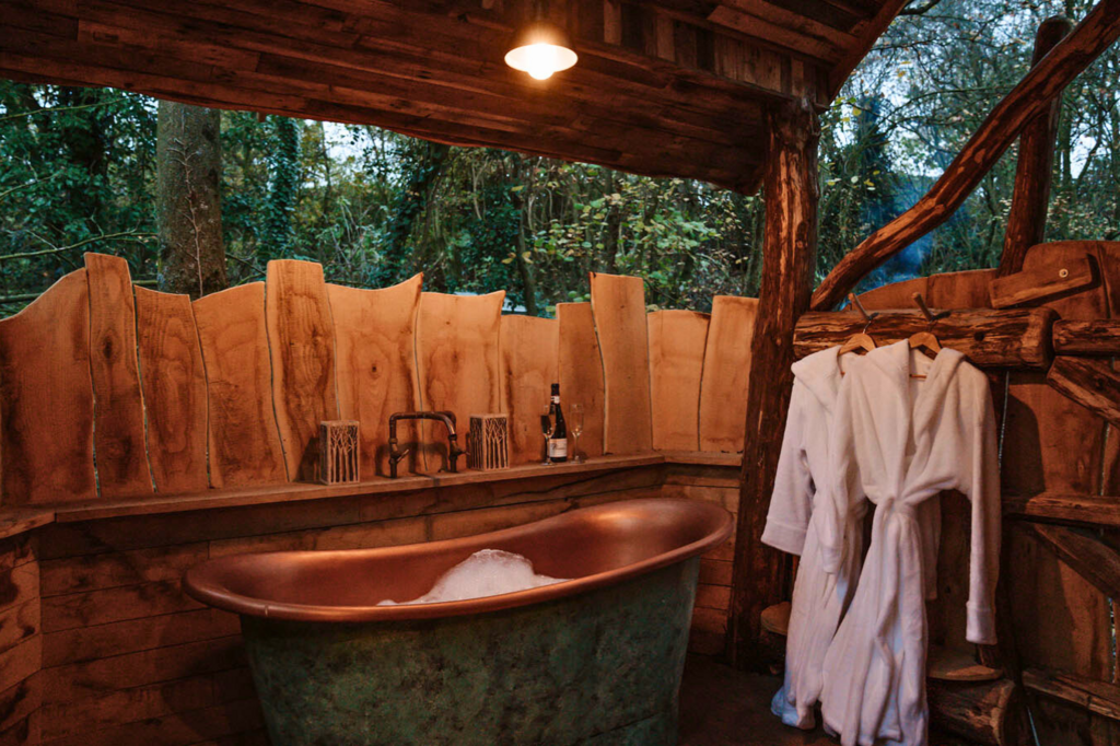 Fuggle Treehouse | Treehouse in Herefordshire | Canopy & Stars