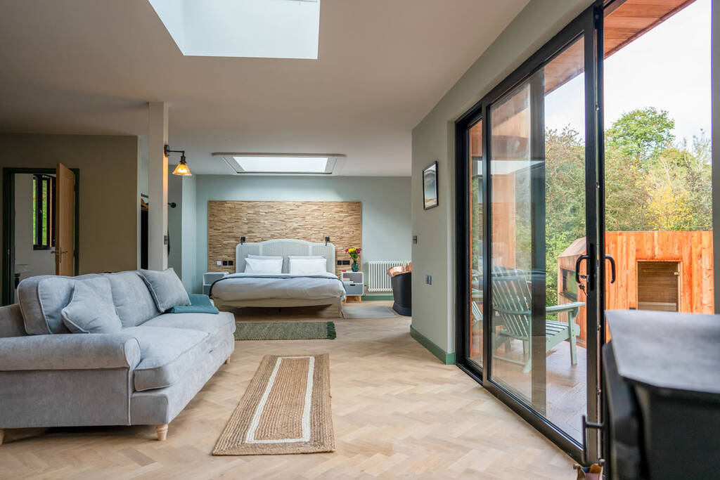 Scandi Cabin | Cabin in Herefordshire | Canopy & Stars