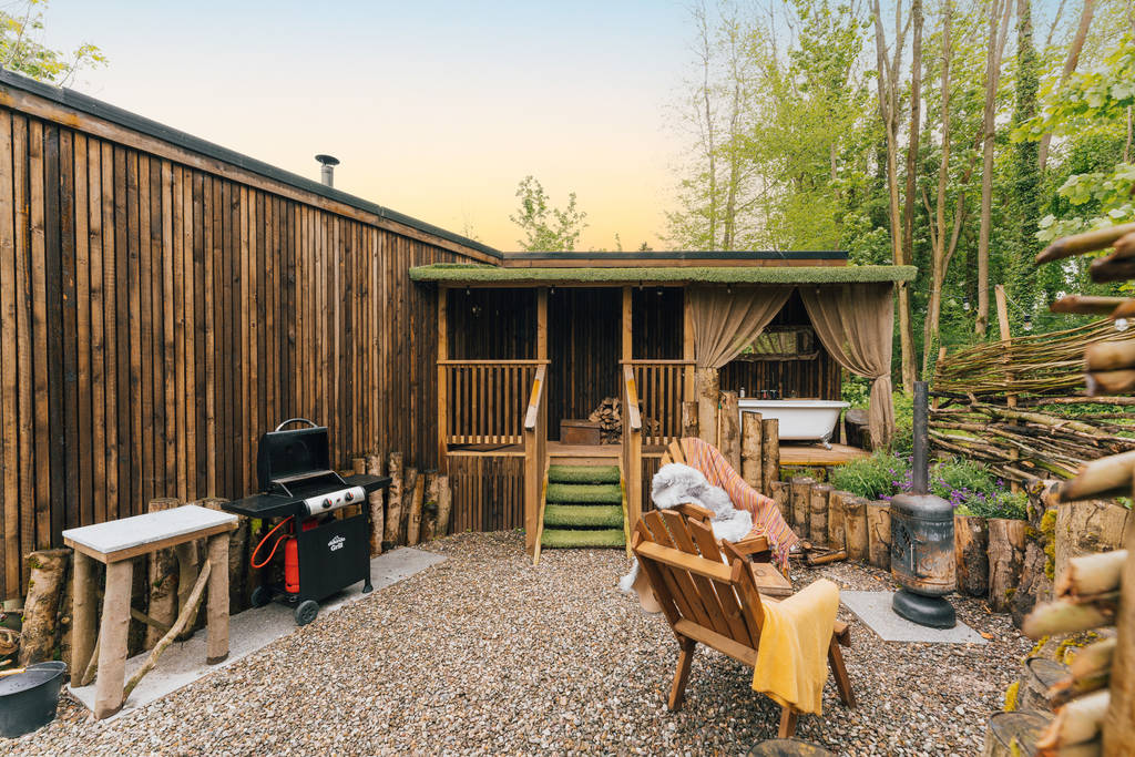The Rook's Nook | Treehouse in Herefordshire | Canopy & Stars