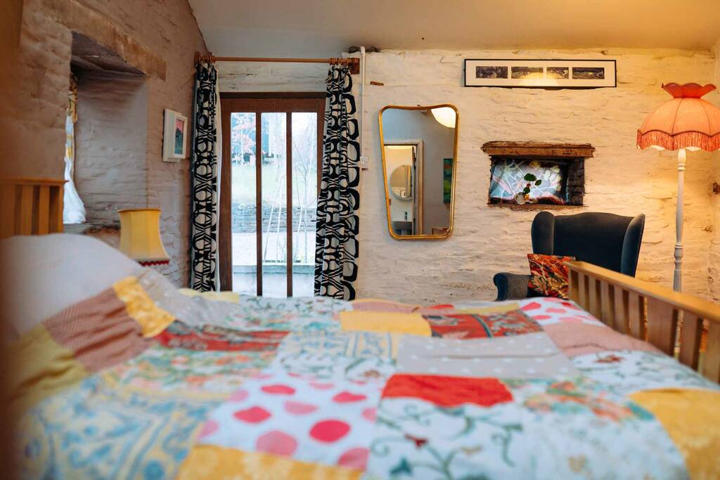 Wern Derys Byre | Barn in Herefordshire | Canopy & Stars