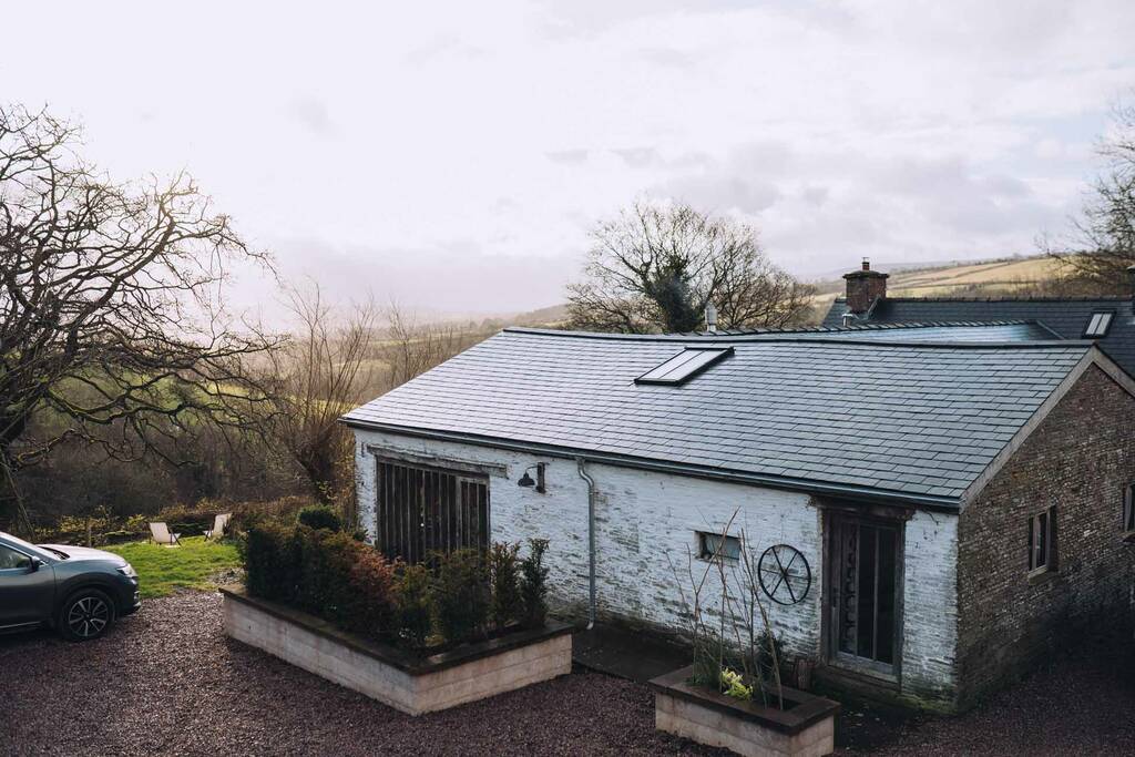 Wern Derys Group Space | Estate in Herefordshire | Canopy & Stars
