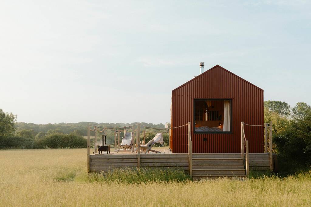 The Red Cabin Rolvenden | Cabin in Kent | Canopy & Stars
