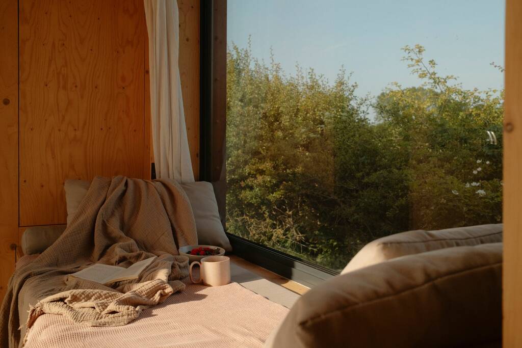 The Red Cabin Rolvenden | Cabin in Kent | Canopy & Stars